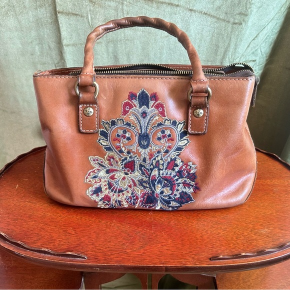 Patricia Nash | Bags | Patricia Nash Provencal Escape Embroidery ...